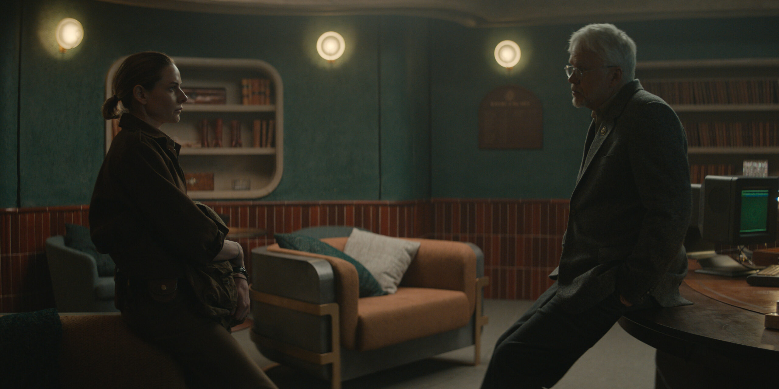 Silo Episode 7 The Flamekeepers Explained- Can Bernard Be Trusted, Who ...