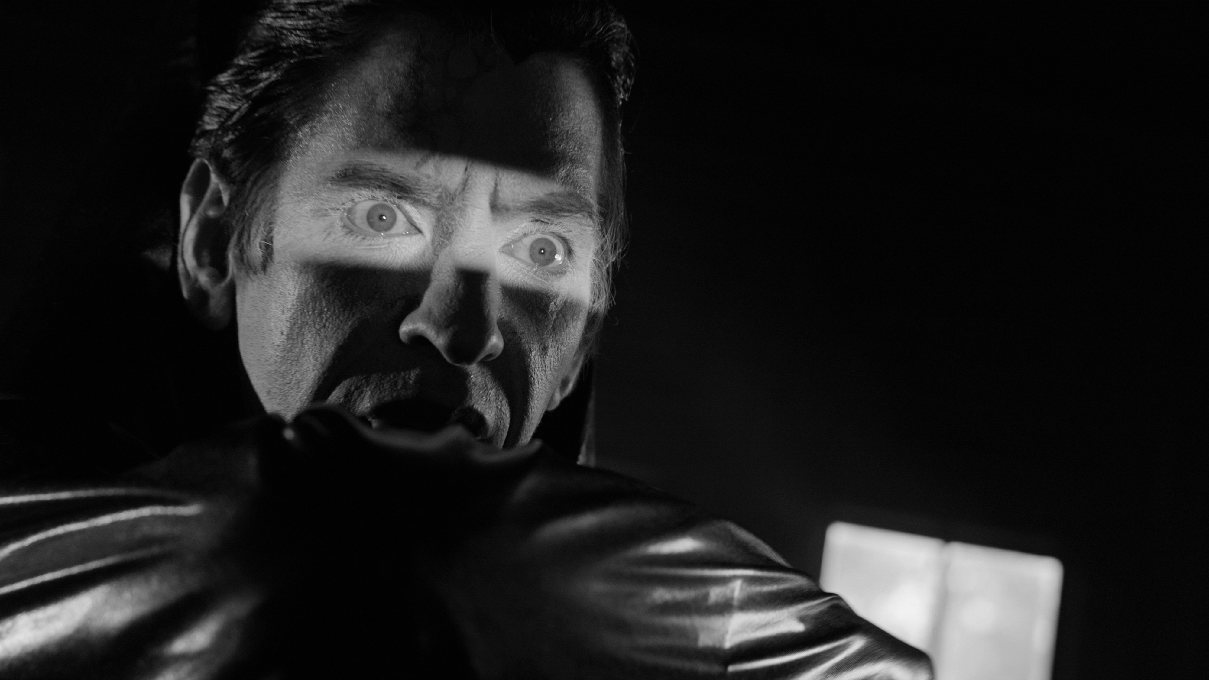{Movie Review}Vampire Zombies From Outer Space (2025): Hammering it Out ...